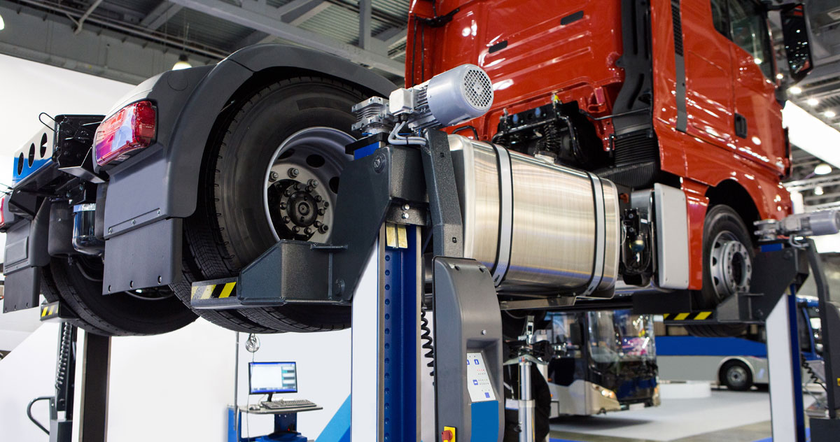 5 Reasons Why Maintenance Can Lead to Serious Truck Accidents